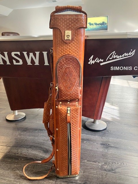Sold - Dennis Swift 2x4 (the Cadillac of Swift cases) | AzBilliards Forums