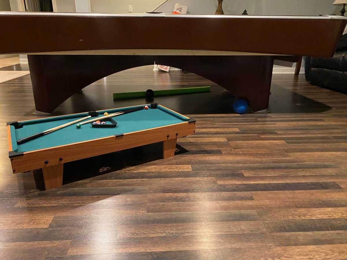 Please Help Identify My Table!! | AzBilliards Forums